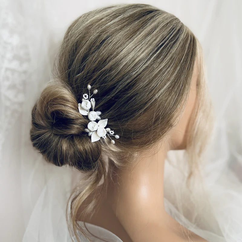 Julia Pins – Airlie and co